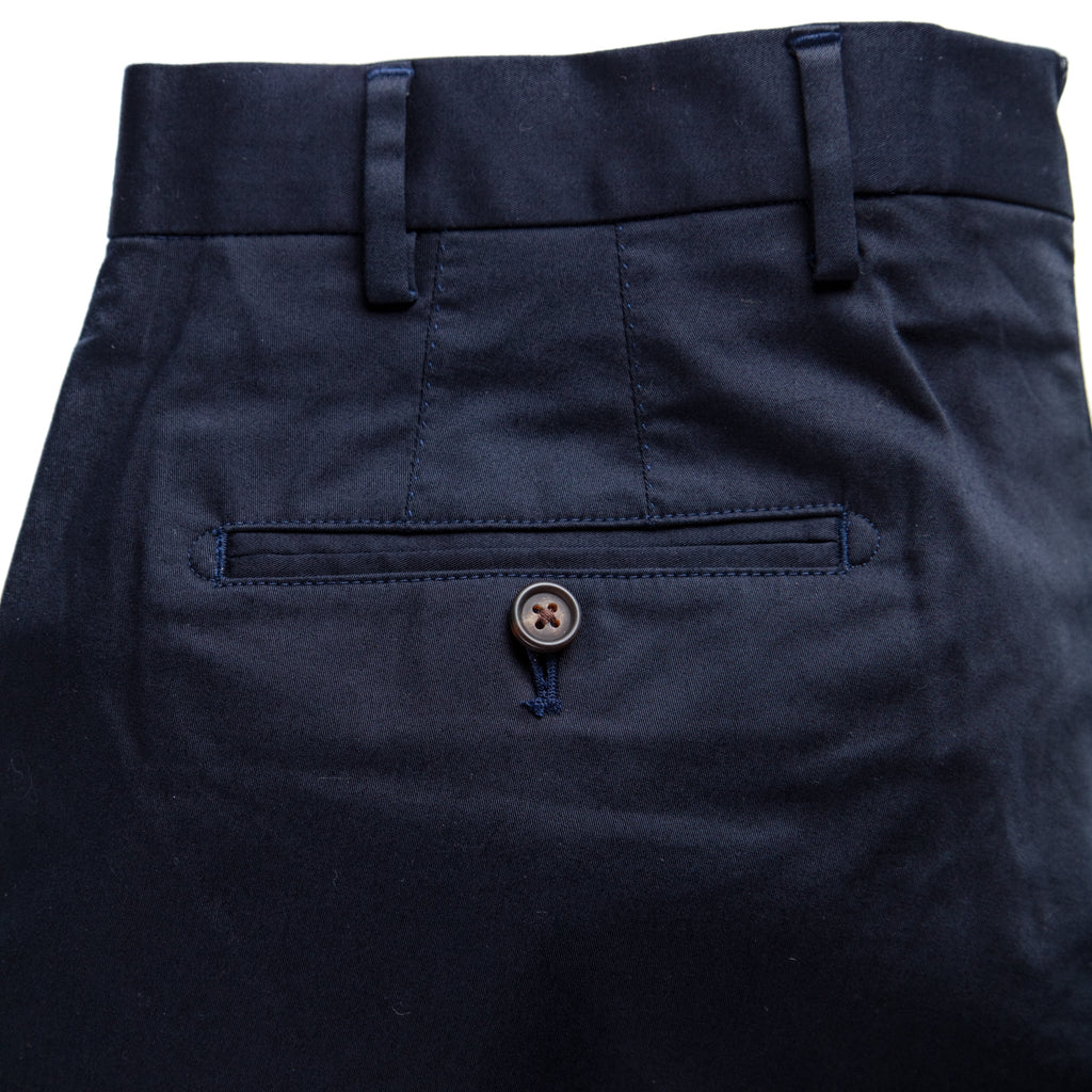The Lightweight Chino in Navy Blue – Decent Apparel
